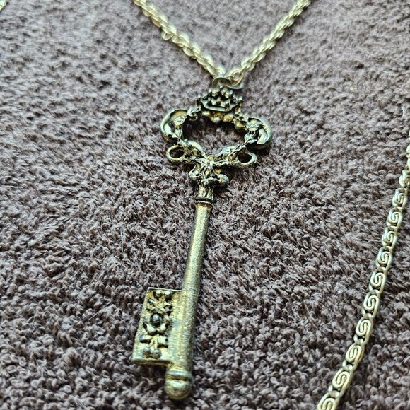 keyed | Jewelry | Old Key Chain Necklace Pendant | Poshmark